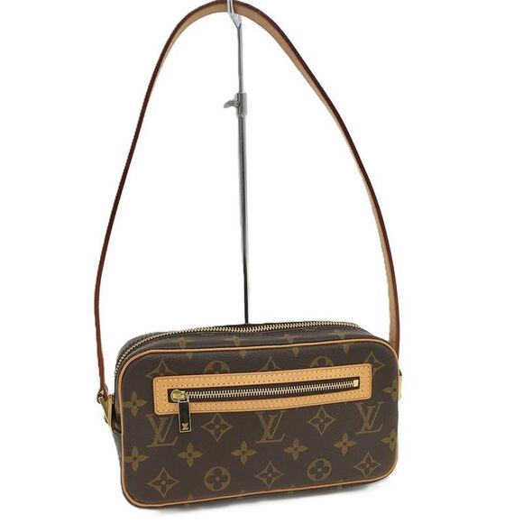 Louis Vuitton | Bags | Louis Vuitton Shoulder Bag Pochette Shite ...